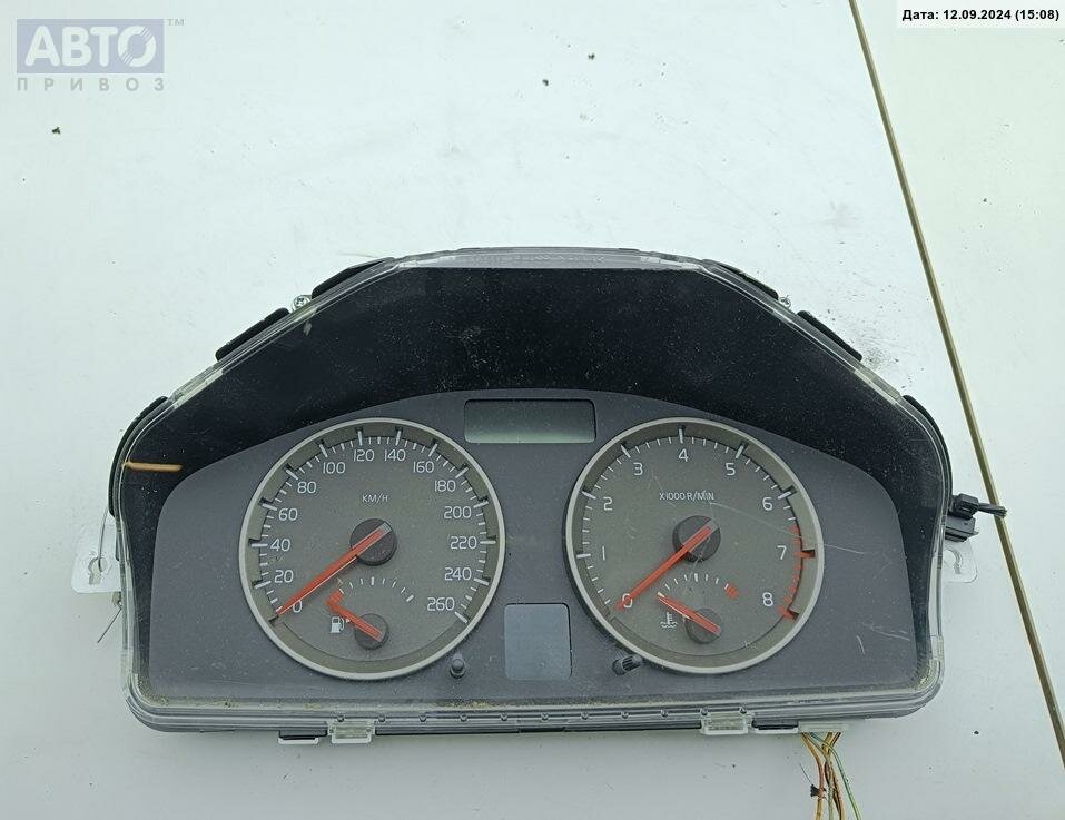 Щиток приборный (панель приборов) Volvo S40 / V50 (2004-2013)