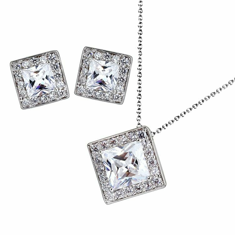 Серьги пусеты, искусственный камень, кристалл