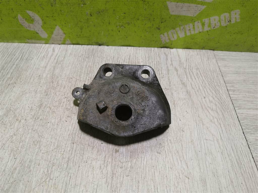 Кронштейн двигателя правый Mazda Mazda 6 GG 02-07