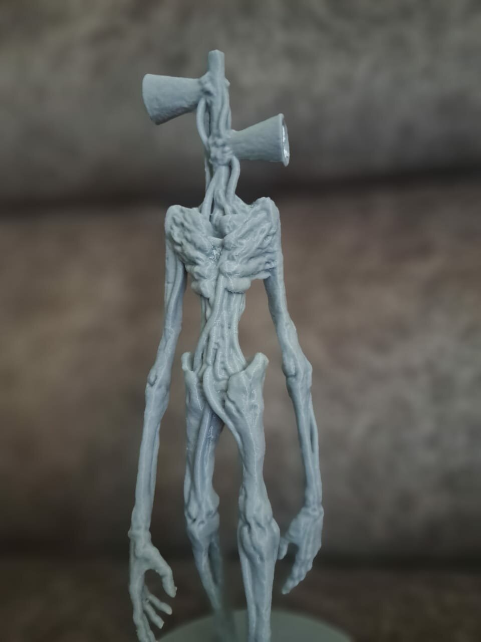 Фигурка монстр SCP "Сиреноголовый", коллекционная, пластик, 23 см, серая