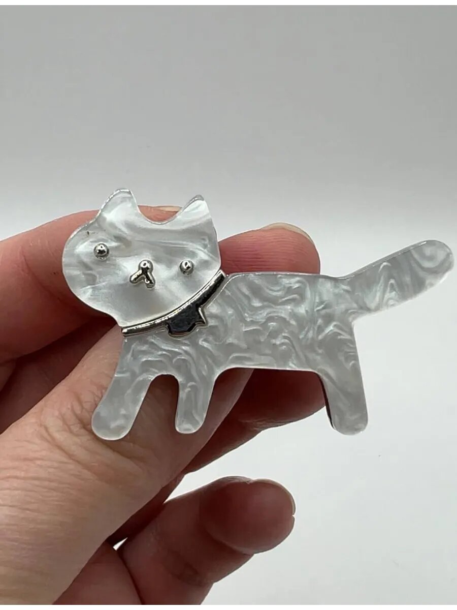 Брошь, акрил