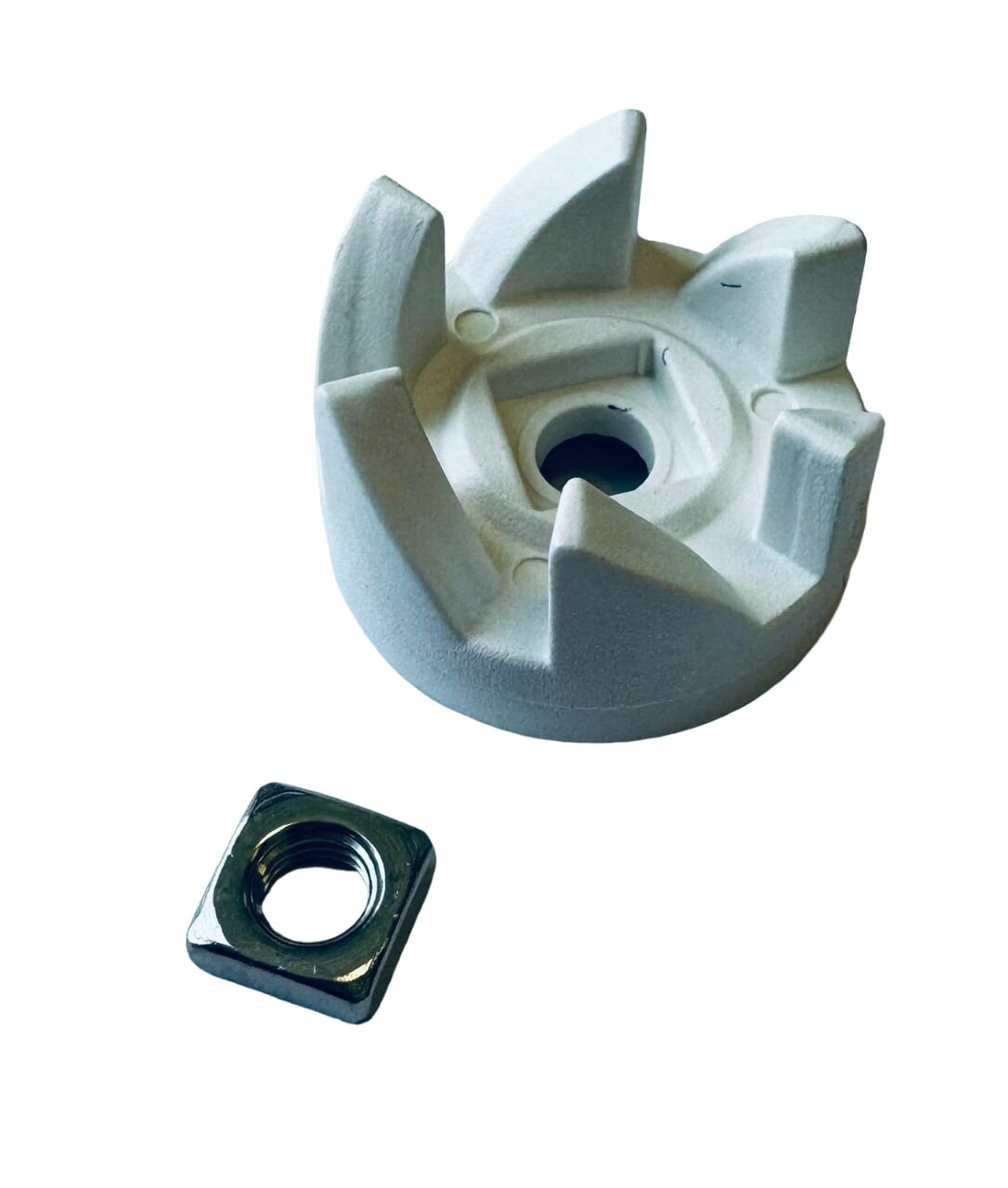 Муфта под стакан стационарного блендера LM142A, LM233A, BL13. BL14. MS-651347