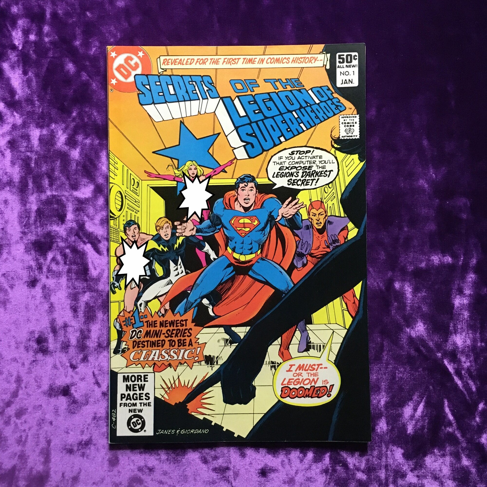 Secrets of the Legion of Super-Heroes. The Past. Seen Darkly. Vol. 1 No 1 JAN 1981. Комикс на английском языке