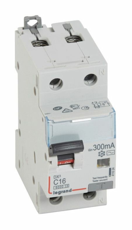 Дифавтомат 2П 16А 300мА LGR АВДТ DX3 хар-ка С тип АС 1П+N 411024