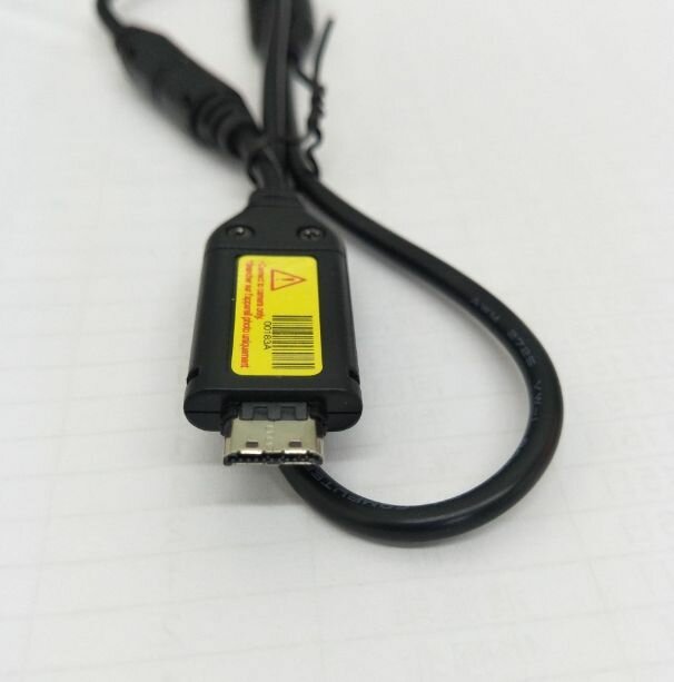 Кабель для зарядки Samsung CB20U05A, CB20U12 USB Cable SUC-C3, SUC-C5, SUC-C7, C8 (U042) Длина 1.5м