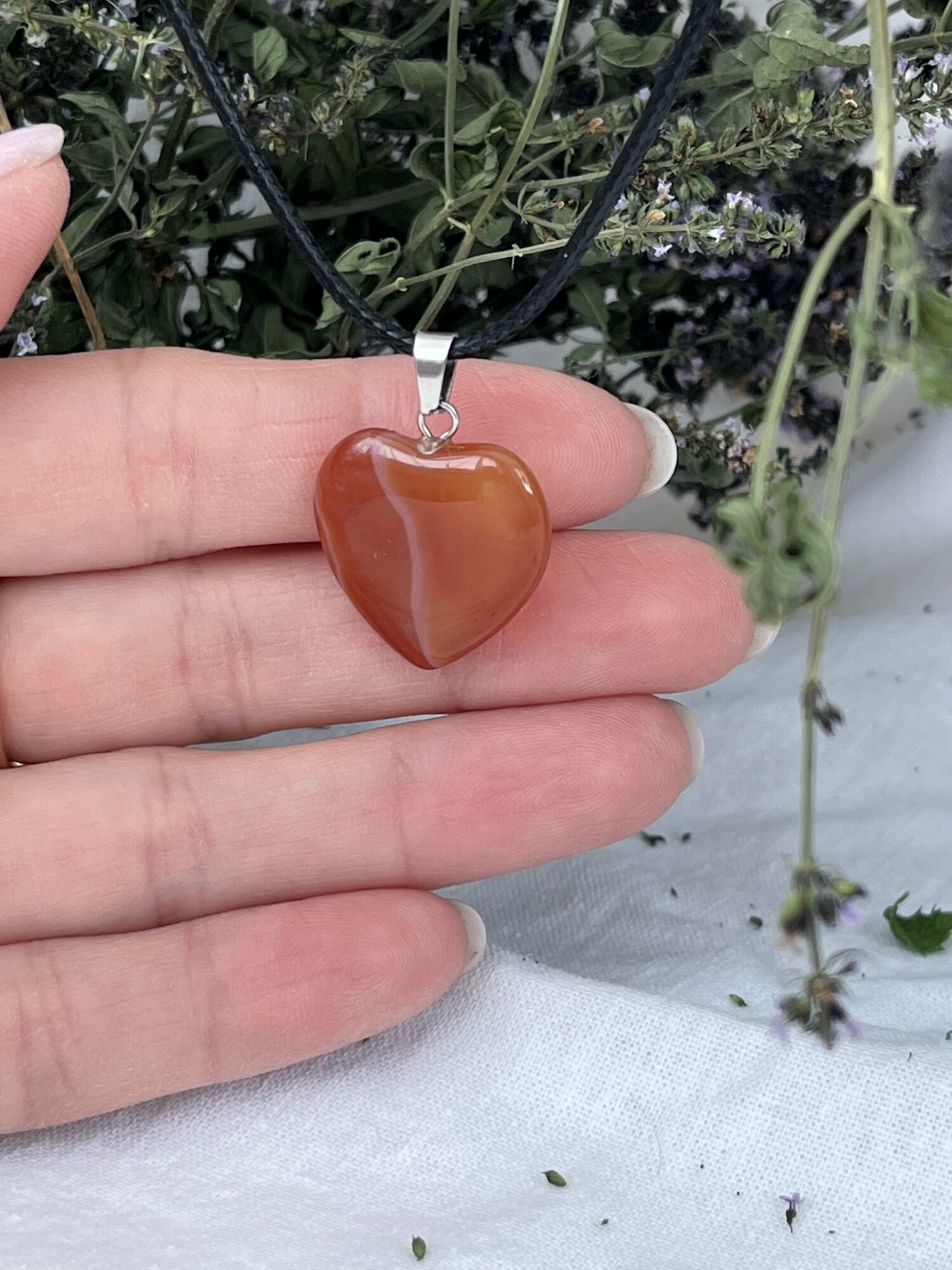 Колье, сердолик