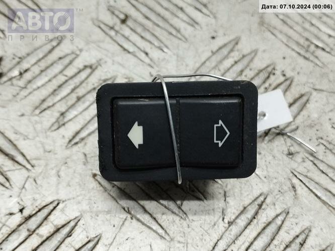 Кнопка стеклоподъемника заднего левого BMW 5 E39 (1995-2003)