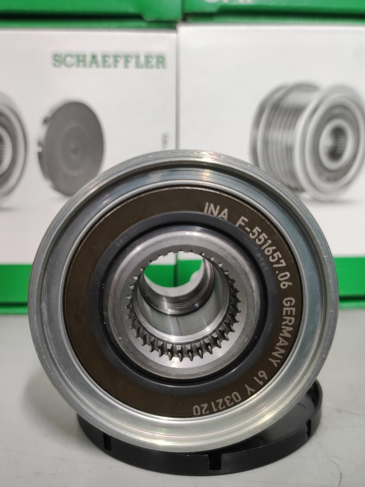 Обгонная муфта генератора INA 535011110 F-551657. XX