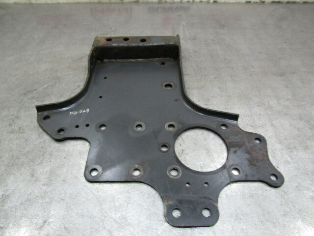 Кронштейн усилителя бампера правый Mercedes Actros