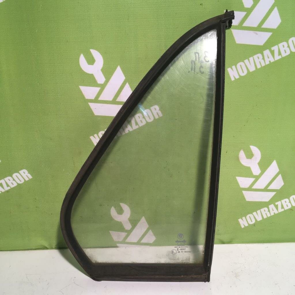 Стекло форточка BMW 3-серия E30 82-91