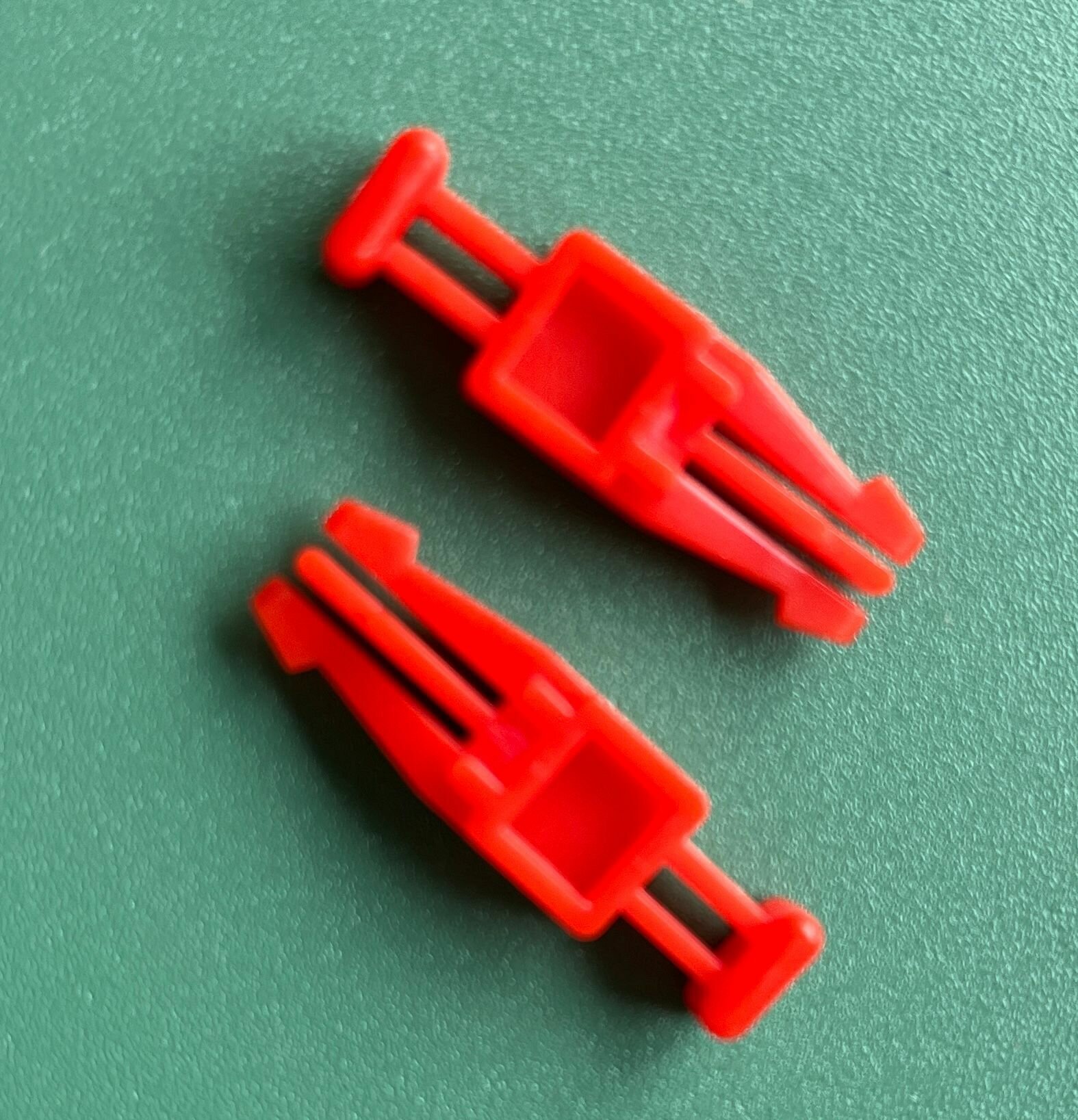 SMB-TM-035-RD Размыкающий штекер для 1 пары, красный (аналог 6089 3 055-00)