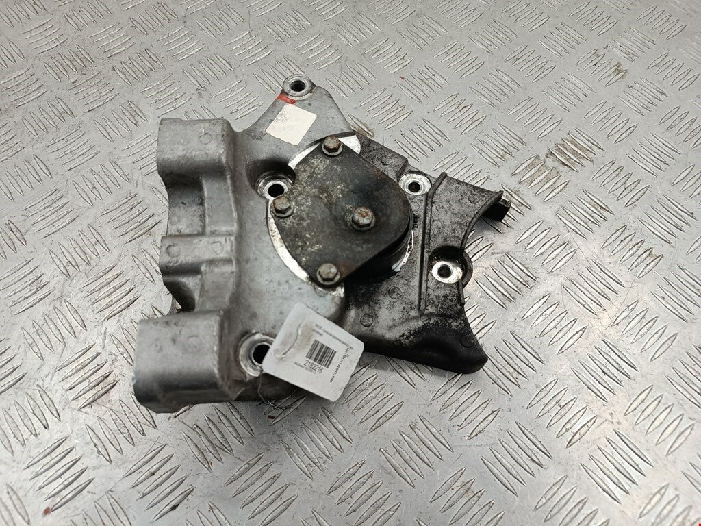 Кронштейн (крепление лапа) двигателя Alfa Romeo 159 (939) 55195370 арт. 2182216
