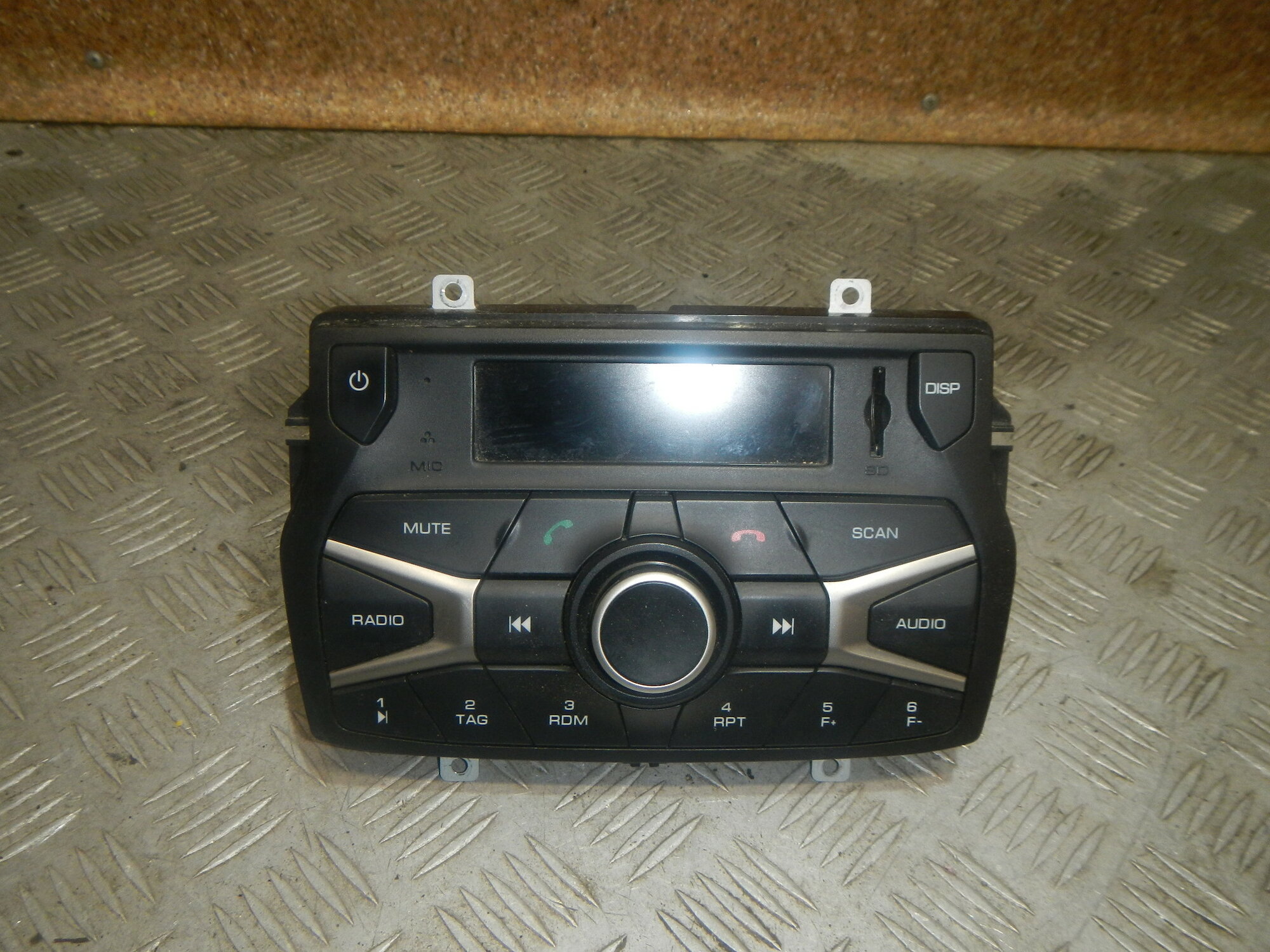 Б/У Магнитола, ВАЗ (VAZ)-LADA VESTA (веста) LADA VESTA (Веста) Без видимых повреждений. 566375 LADA арт. 8450007949