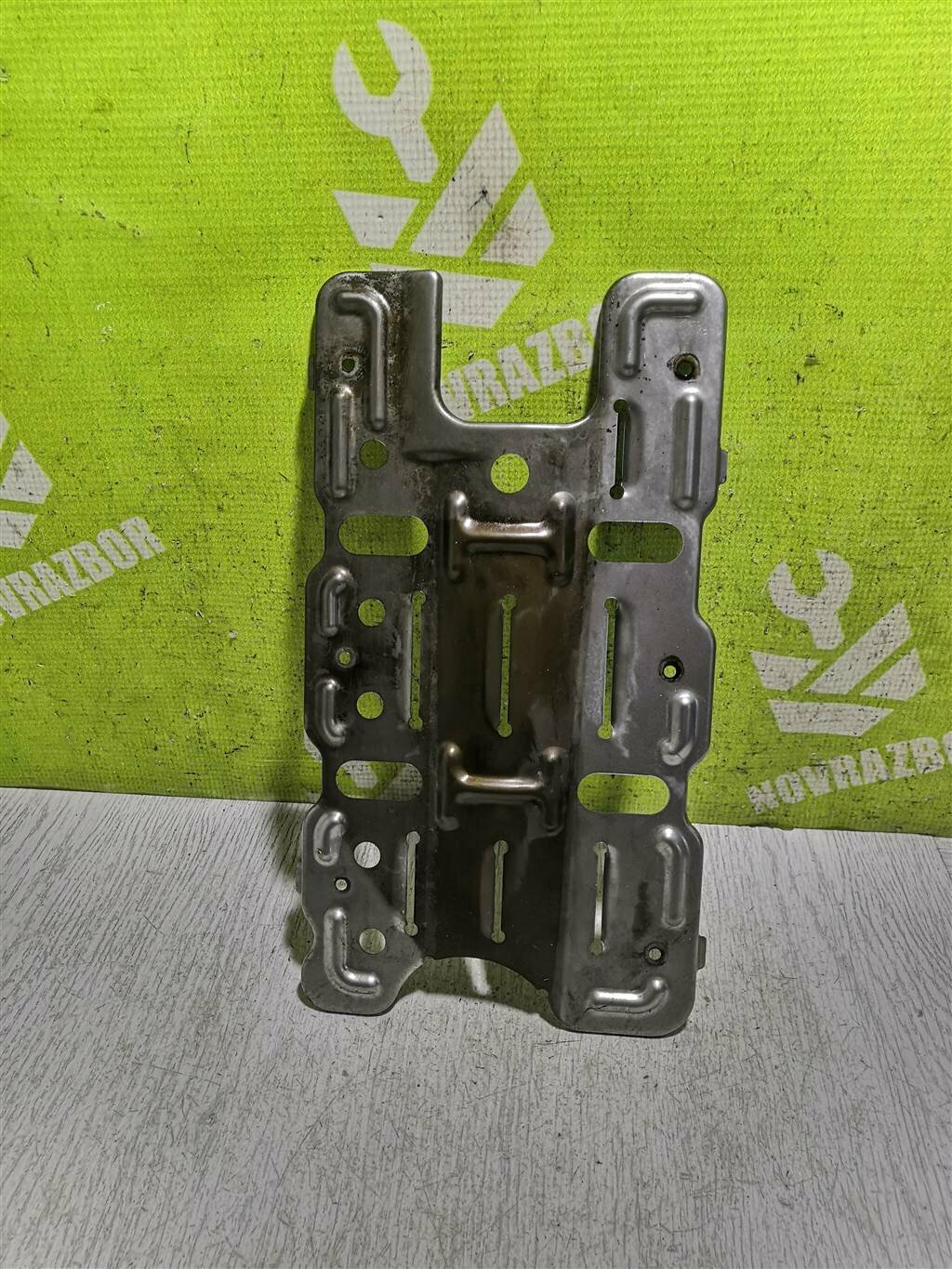 Маслоотражатель Nissan Teana J31 03-08