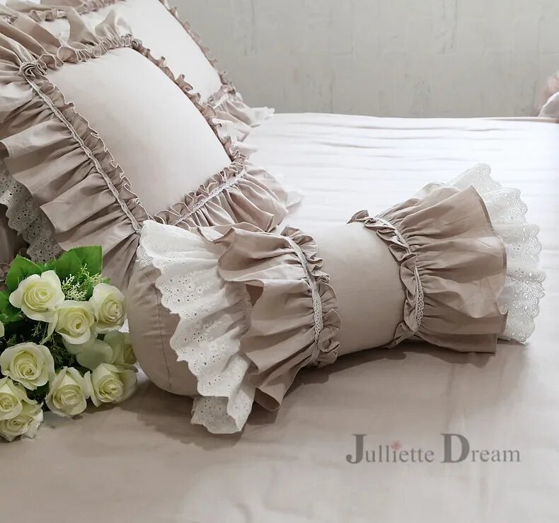 Декоративная подушка Julliette Dream с вышивкой, 08, Candy Cushion Cover