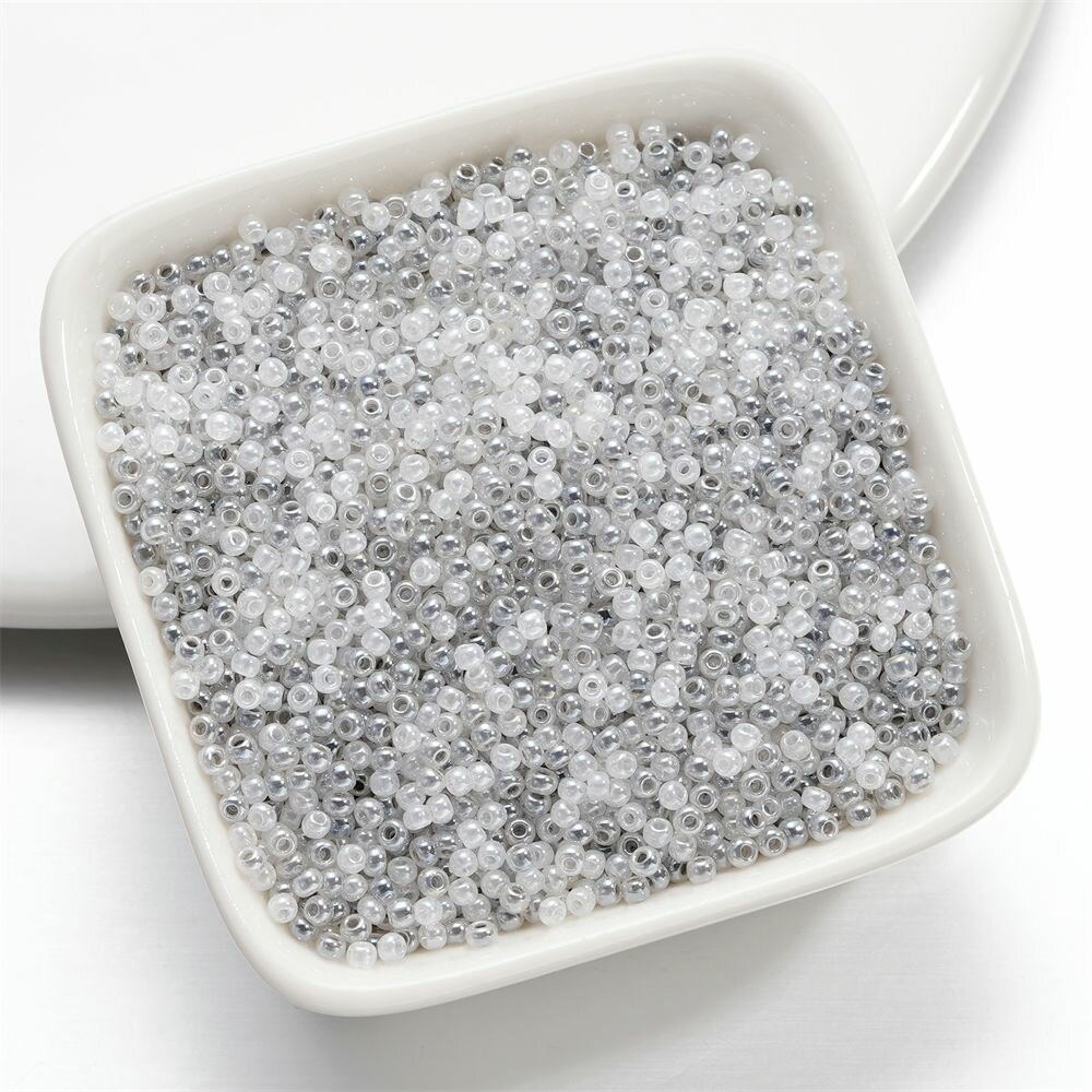 Бисер чешский для рукоделия плетения вышивания 10 гр 2 мм Бисер стеклянный