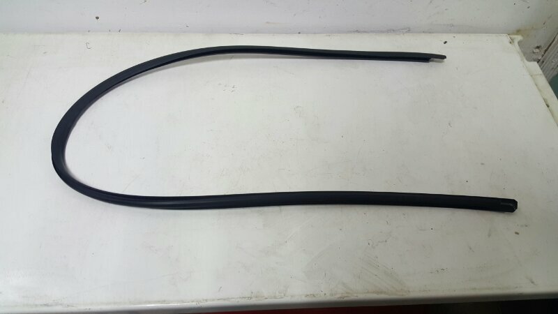 Молдинг лобового стекла Daewoo Nexia KLETN G15MF (б/у)