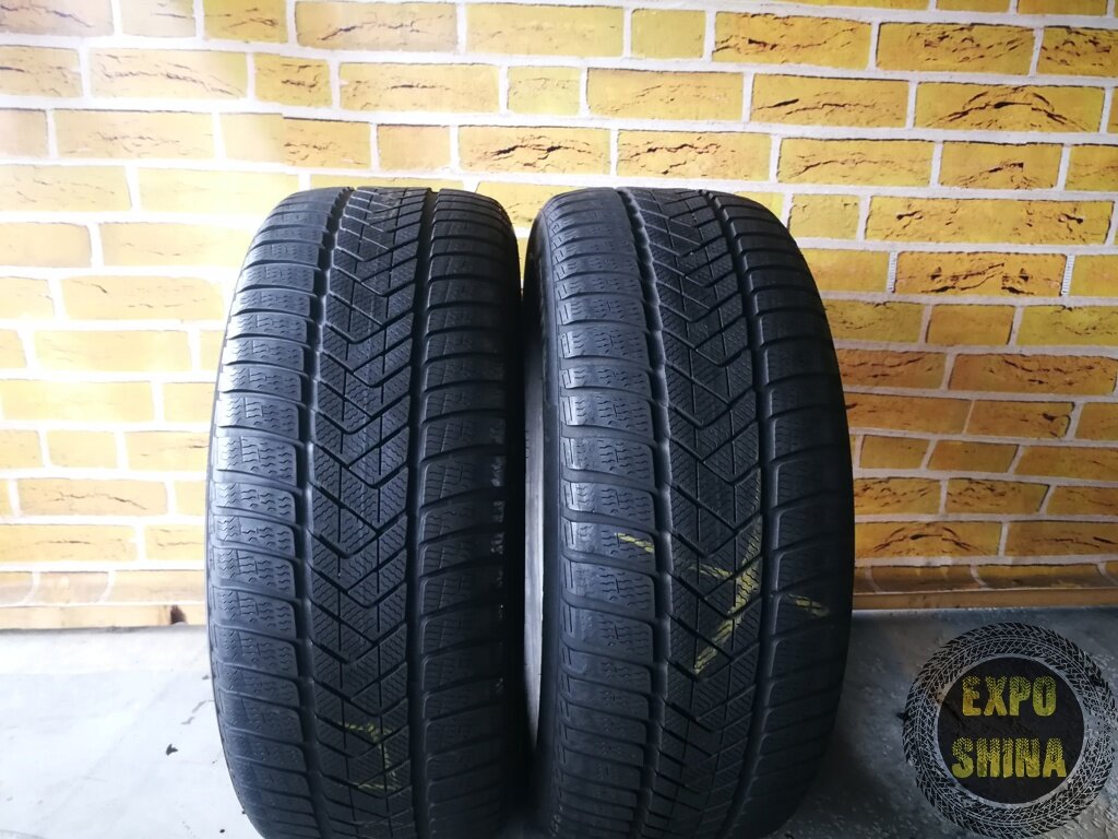 Две зимние шины БУ Pirelli Scorpion Winter RFT 265/50 R19 110H