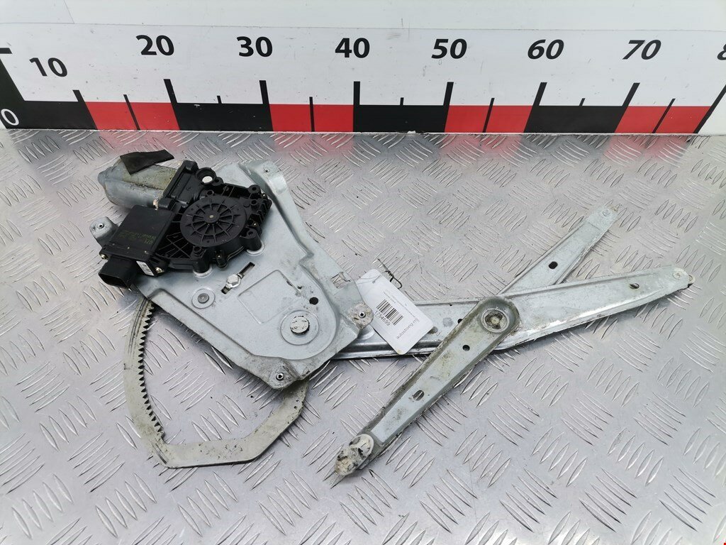 Стеклоподъемник электрический двери передней правой Opel Omega B 9192630 арт. 1754699