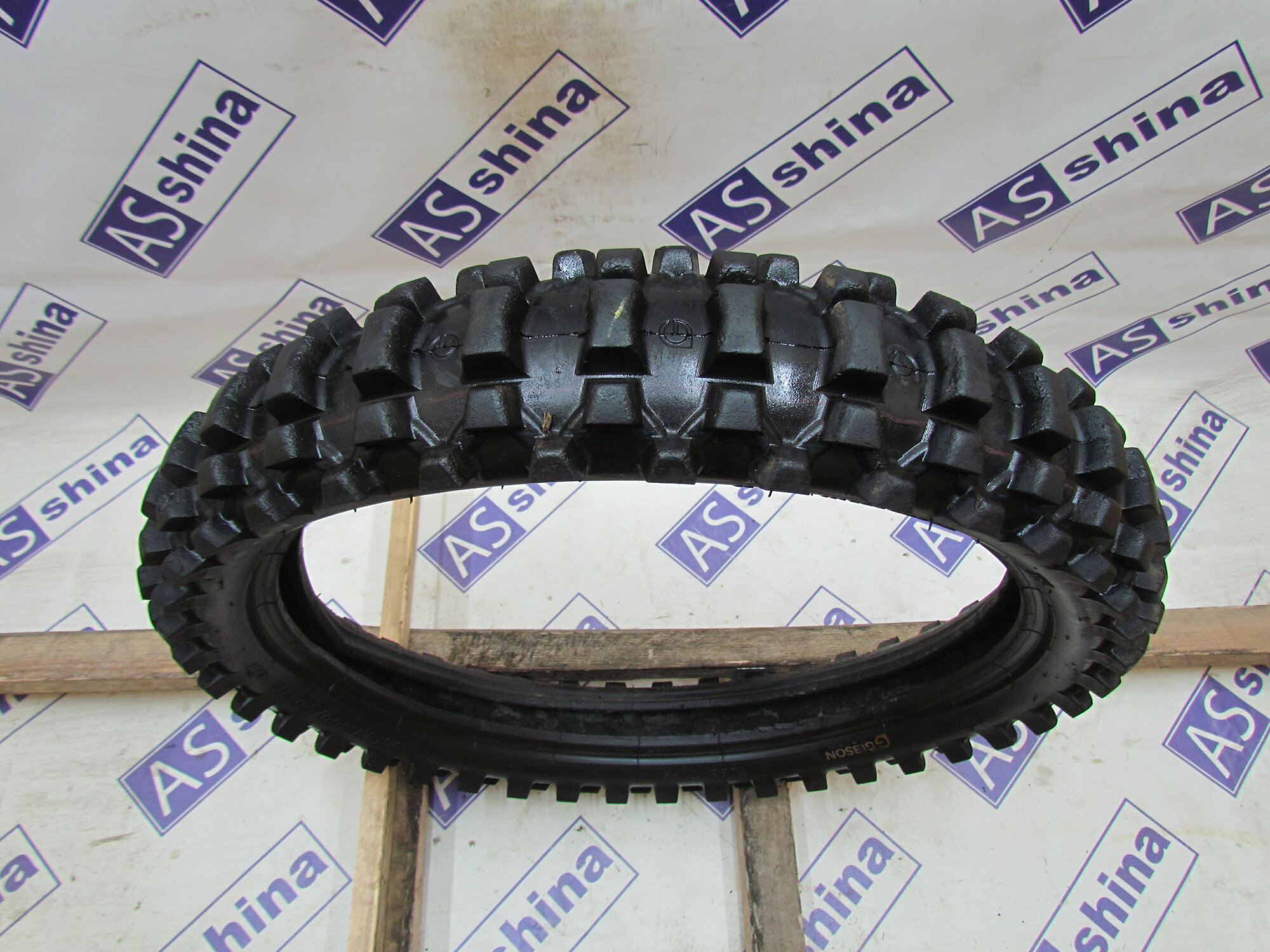 Мотошина БУ для мотоцикла Gibson MX4.1 100 / 90 R19 0023024