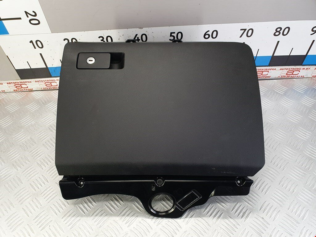 Бардачок (вещевой ящик) Volkswagen Passat 6 3C1857101L арт. 723977