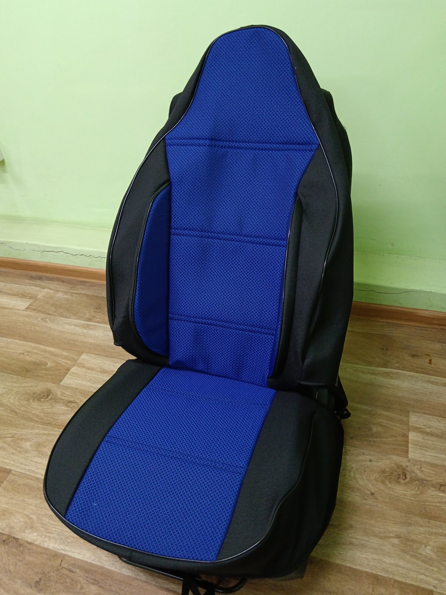 Чехлы для ВАЗ для Lada Largus 19- жаккард/велюр 5 мест боковая поддержка синие Лидер