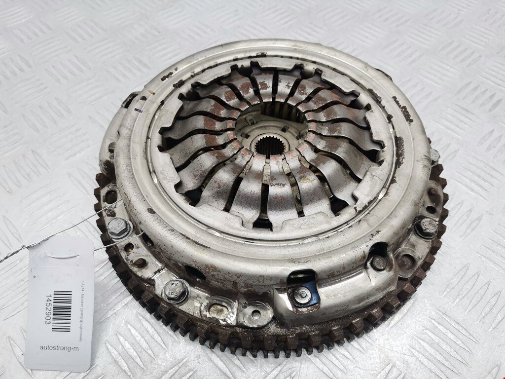Маховик (демпфер сцепления) Renault Clio 3 8200572467 арт. 1452903