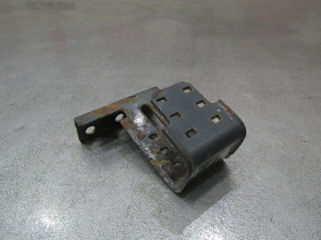 Кронштейн крепления тормозных трубок SCANIA P, G, R