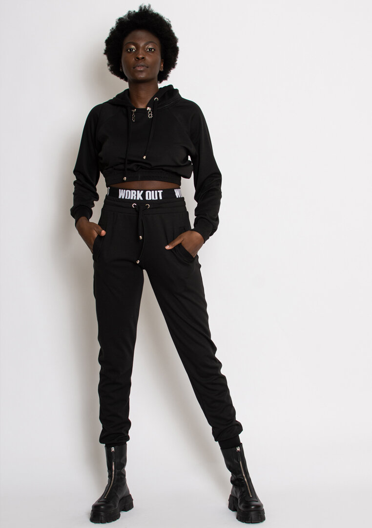 Костюм спортивный