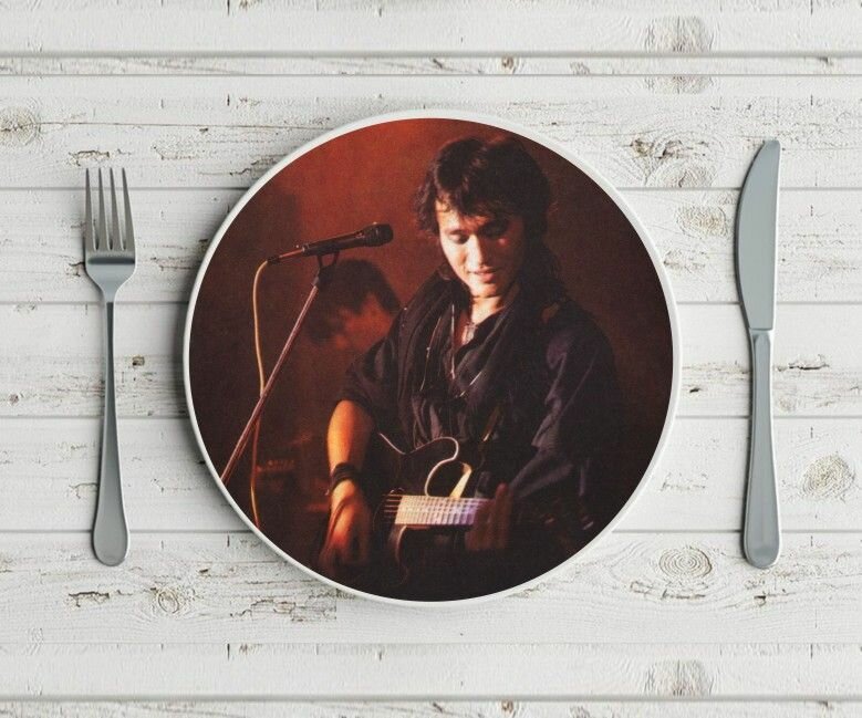 Тарелка Кино, Виктор Цой №37