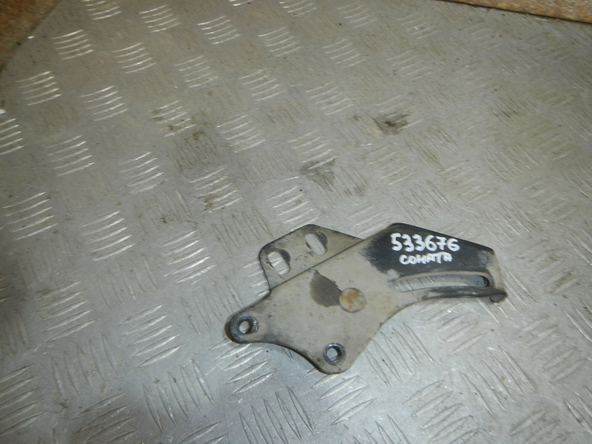 Б/У Кронштейн генератора, Hyundai (Хендэ)-SONATA (01-12) HYUNDAI SONATA (01-12) 2,0,G4GC,натяжитель. Без повреждений. 533...