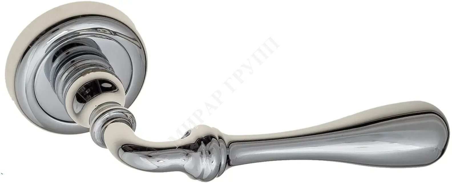 Дверная ручка Fratelli "RETRO" D1 на круглой розетке полированный хром