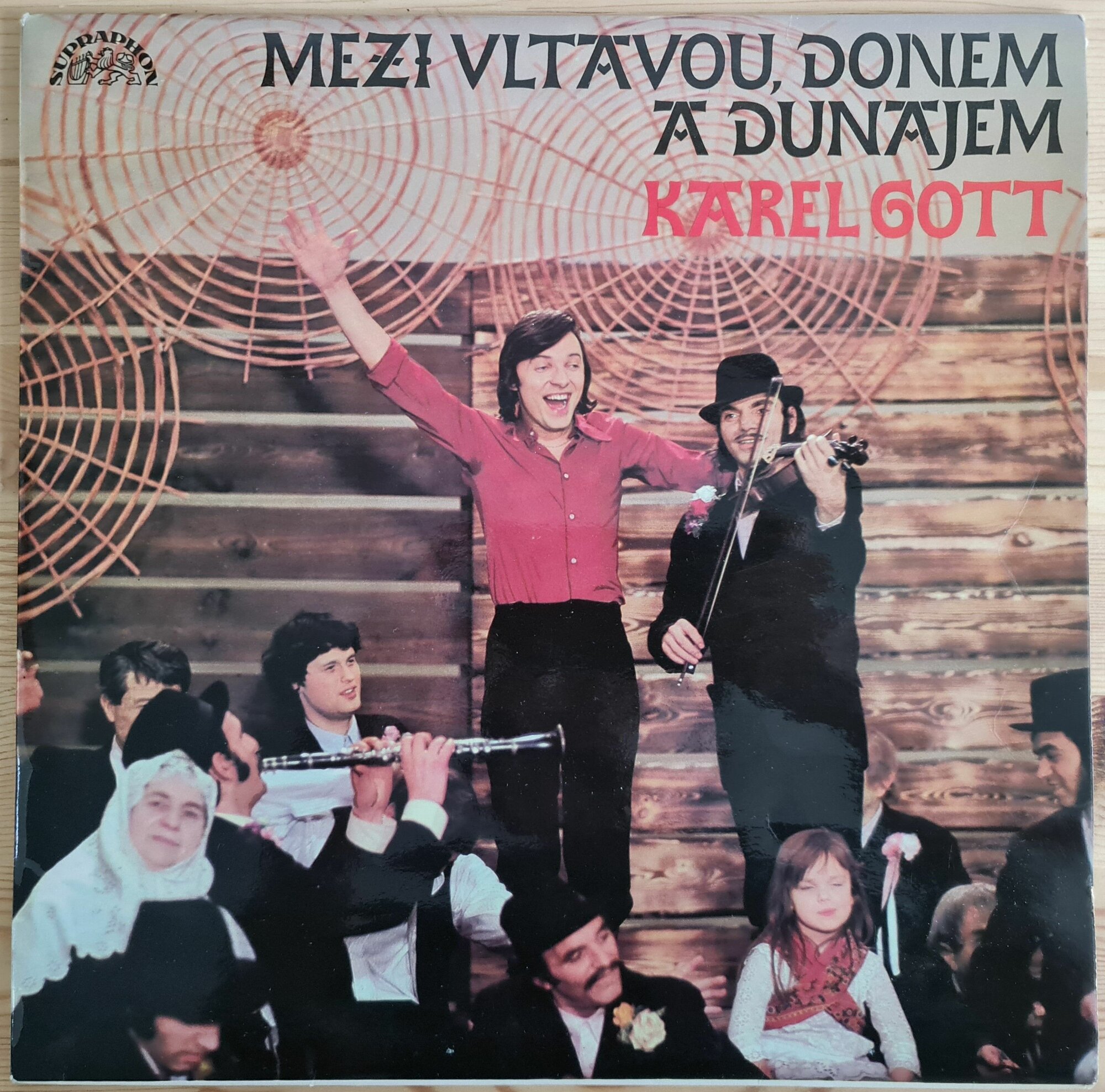Винтажная виниловая пластинка LP Karel "Gott Mezi Vltavou, Donem A Dunajem", Czechoslovakia Supraphon, 1973 г.