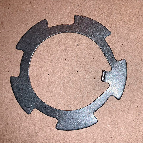 Шайба замочная гаек подшипника ступицы колеса 006900240105500