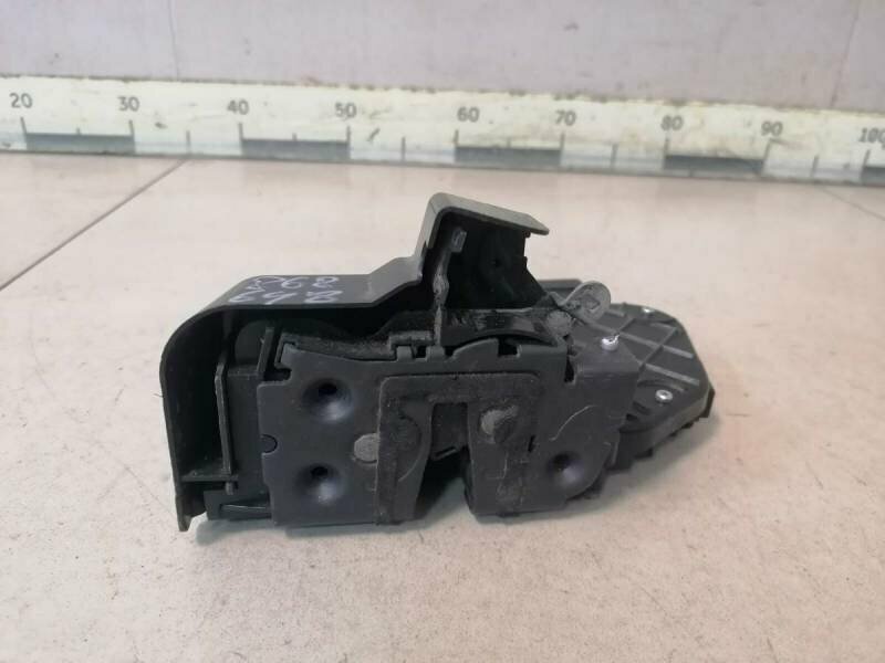 Замок двери передней правой Ford C-MAX 2003-2010 кат.номер: 3M5AR21812CL 3M5AR21812