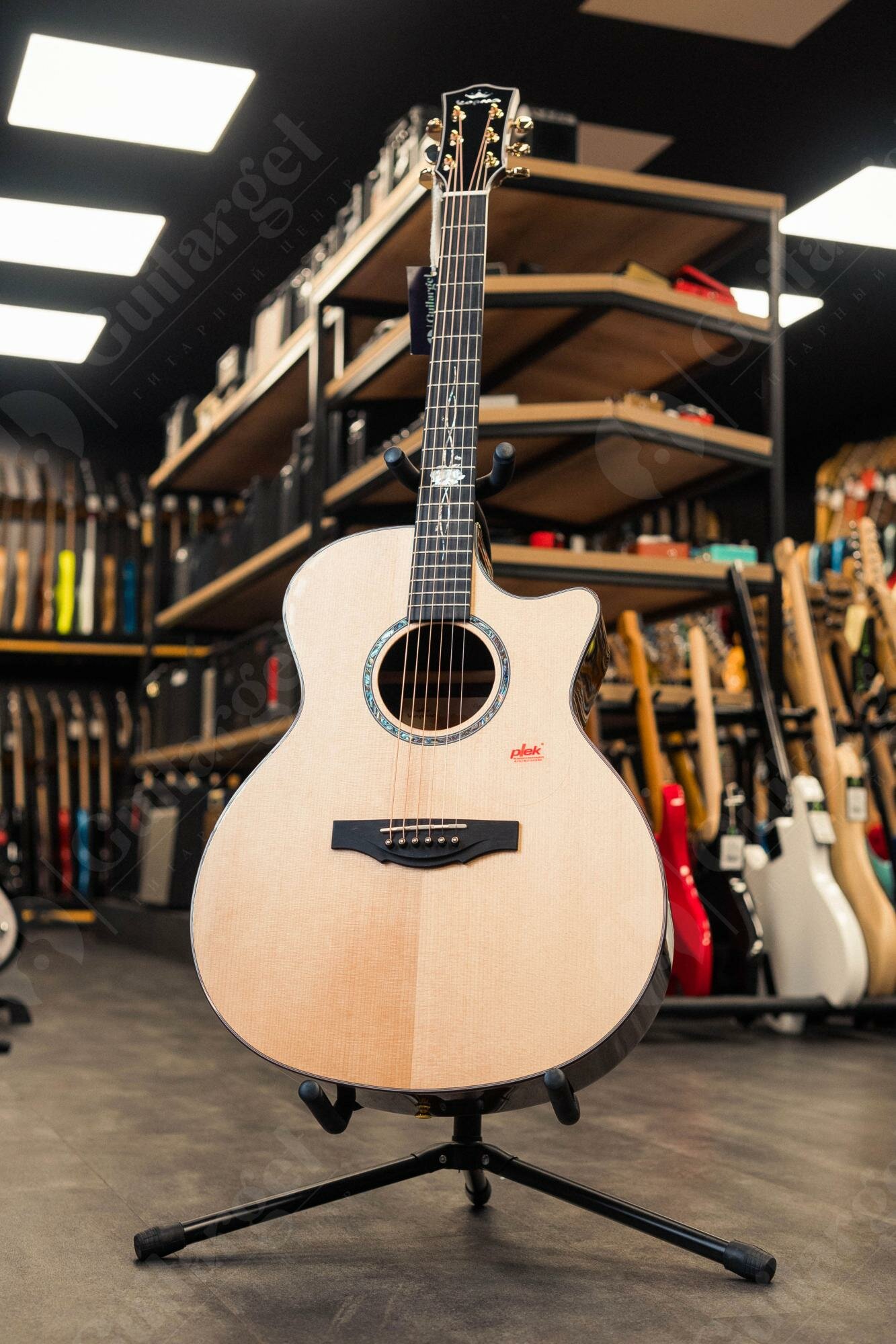 Акустическая гитара Kepma G1-GA NAT с кейсом