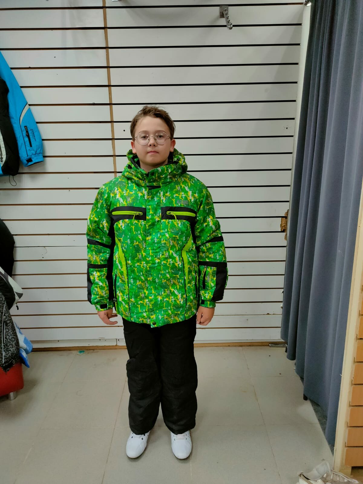 Комплект верхней одежды горнолыжный