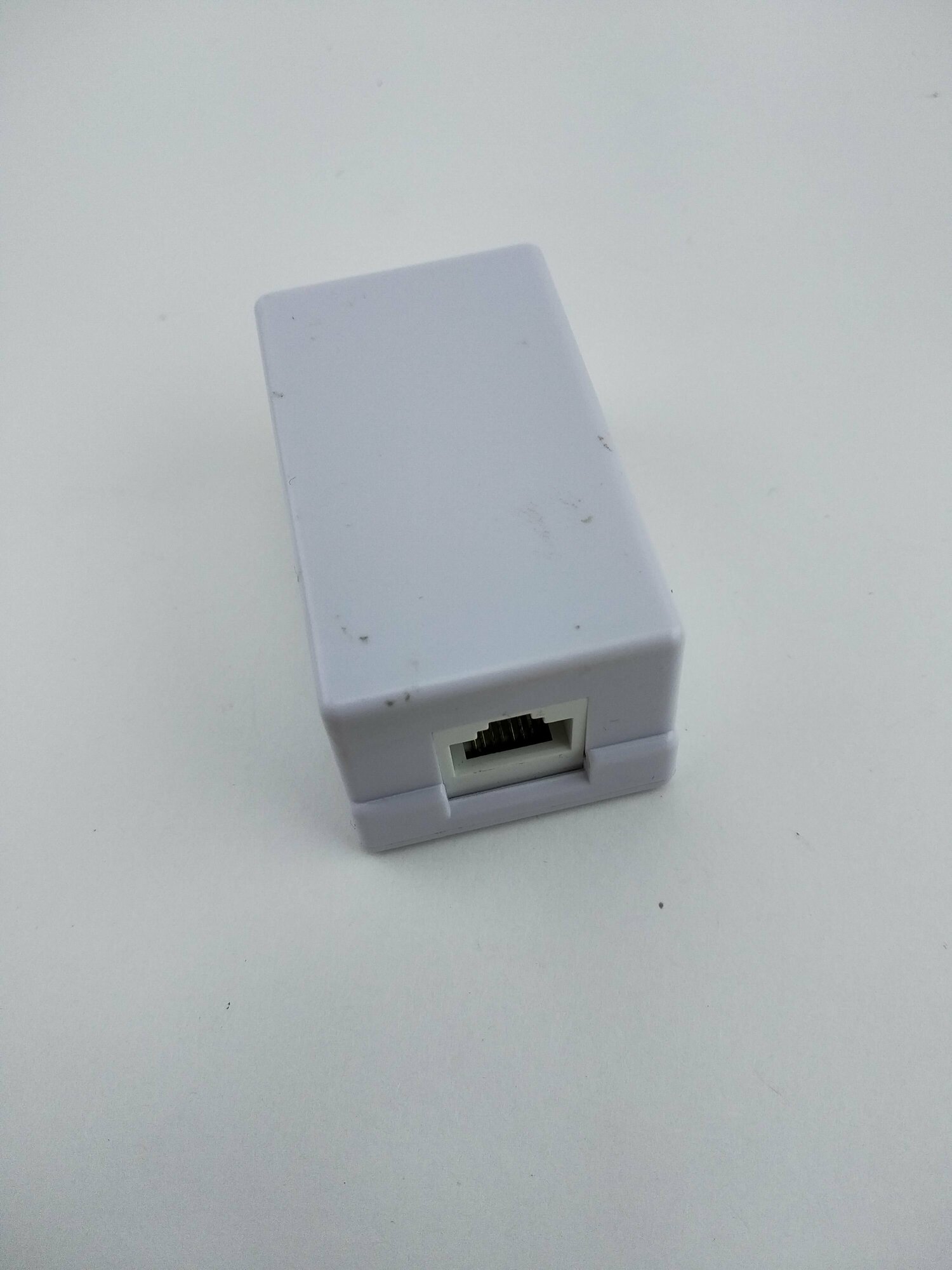Компьютерная розетка 1хRJ45 8р8с гнездо Cat3 (узкая)