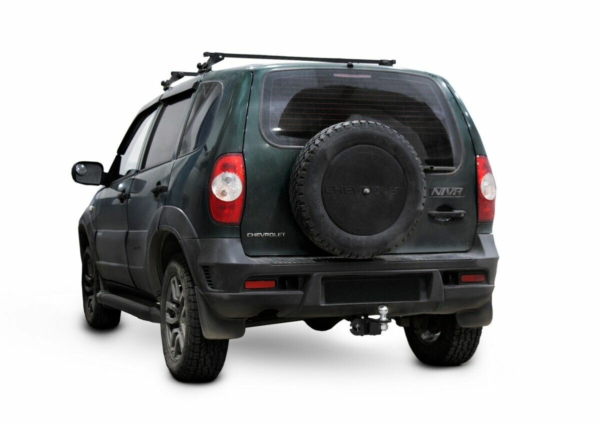 Фаркоп Berg для Chevrolet Niva 2002-2020/Lada Niva 2020-2021/Travel 2021-н. в, шар E, 1200/75 кг, F.6016.004