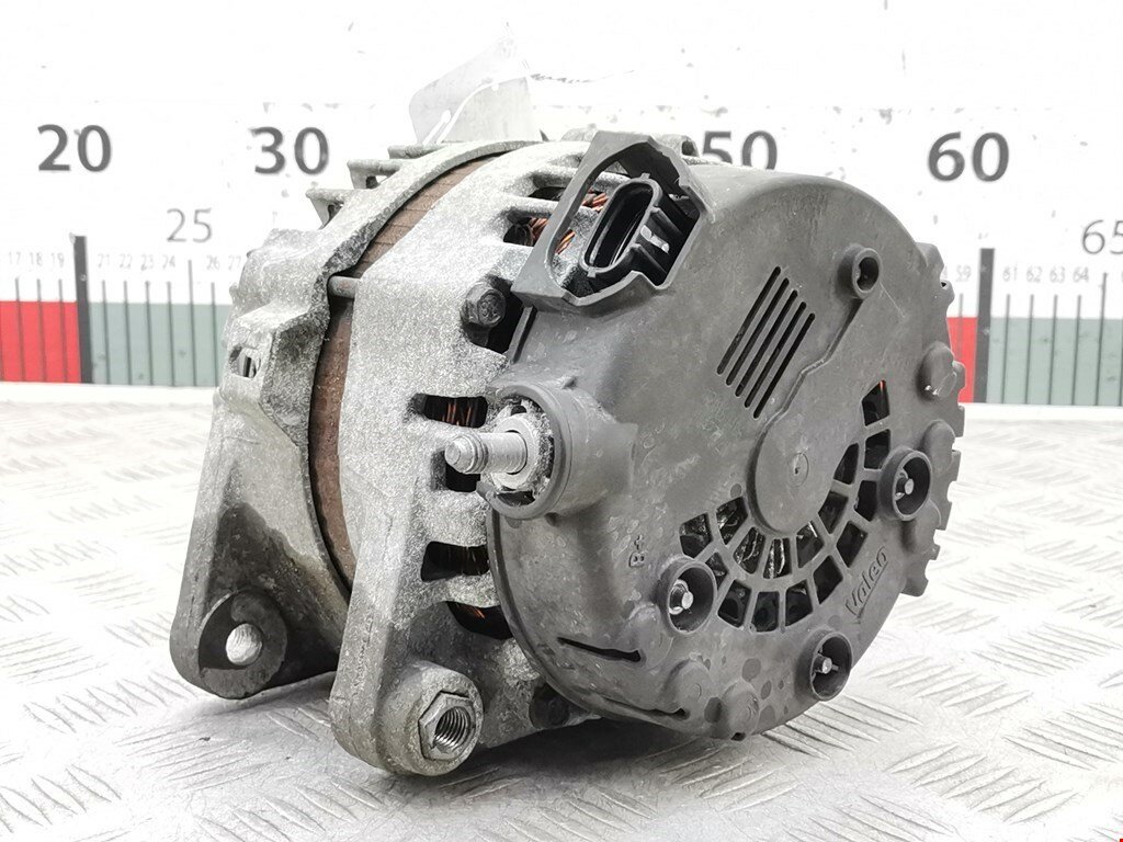 Генератор Kia Ceed 2 (JD) 373002A850 арт. 2186875