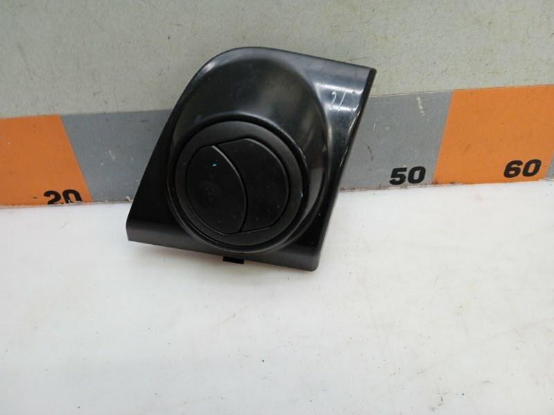 Б/У Шевроле Авео Т250 Дефлектор воздушный Chevrolet Aveo 2011 T250 Прав. 276853 GENERAL MOTORS арт. 96457655