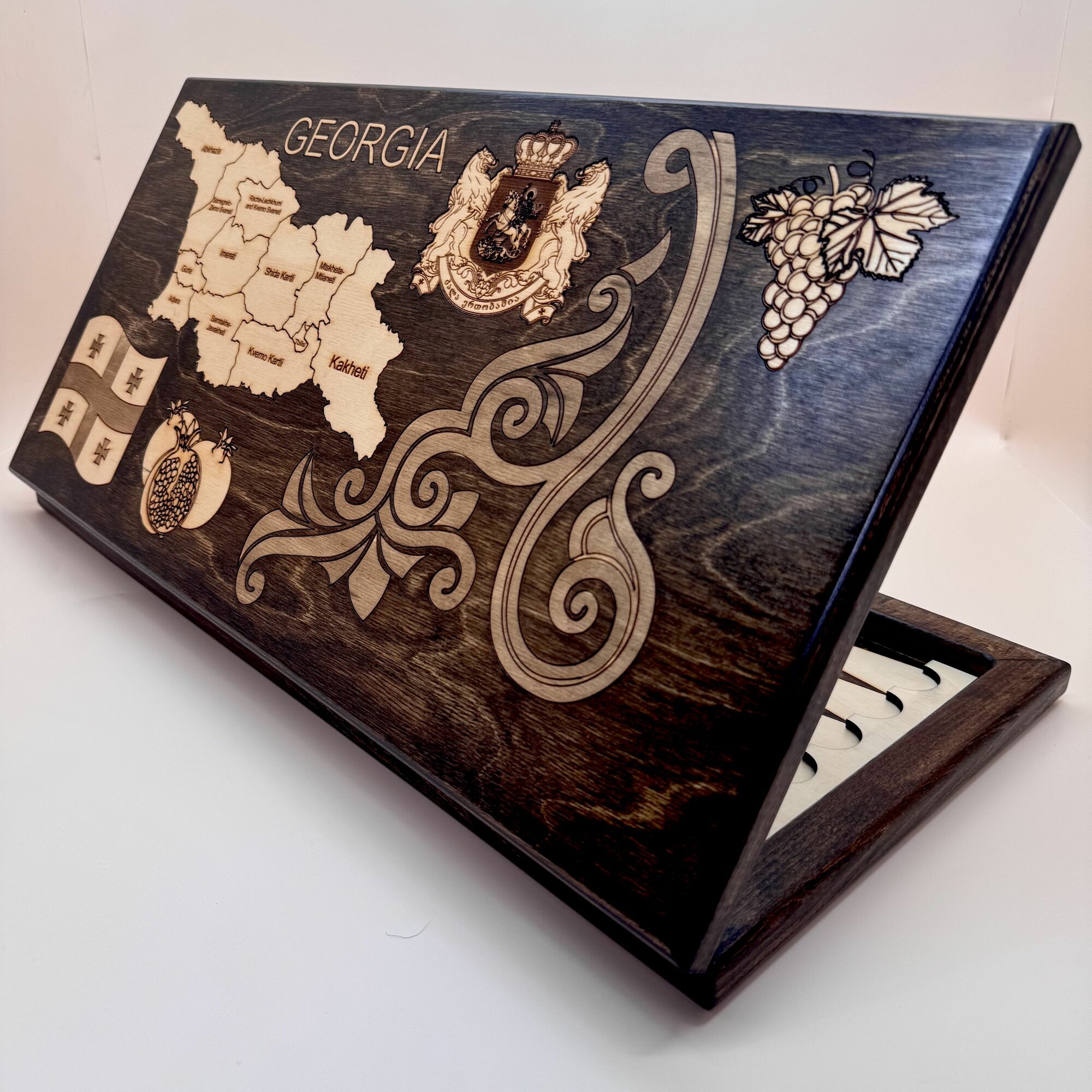 Нарды лакированные "Прекрасная Грузия" большие 60х60 см