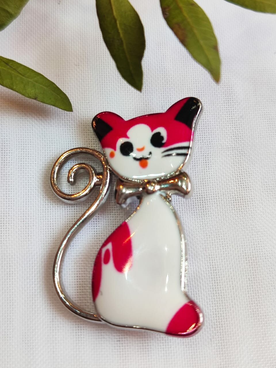 Брошь, эмаль