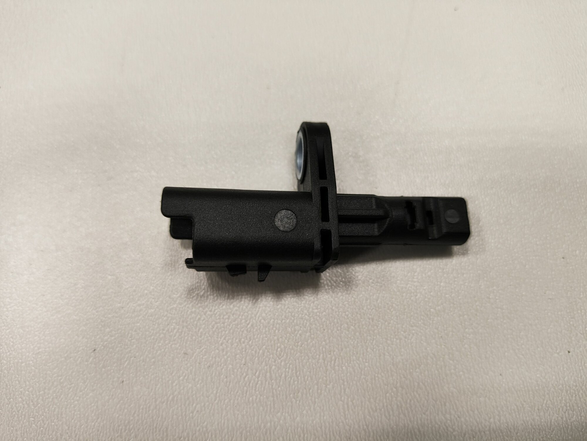 Датчик ABS передний левый Changan UNI-V [1.5 16V 7AMT лифтбэк Turbo] C281F2603010900