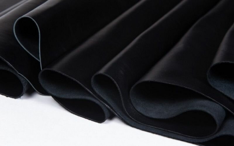 Кожа натуральная галантерейная в листах. Наппа 1.2-1.4. А3. Черная.