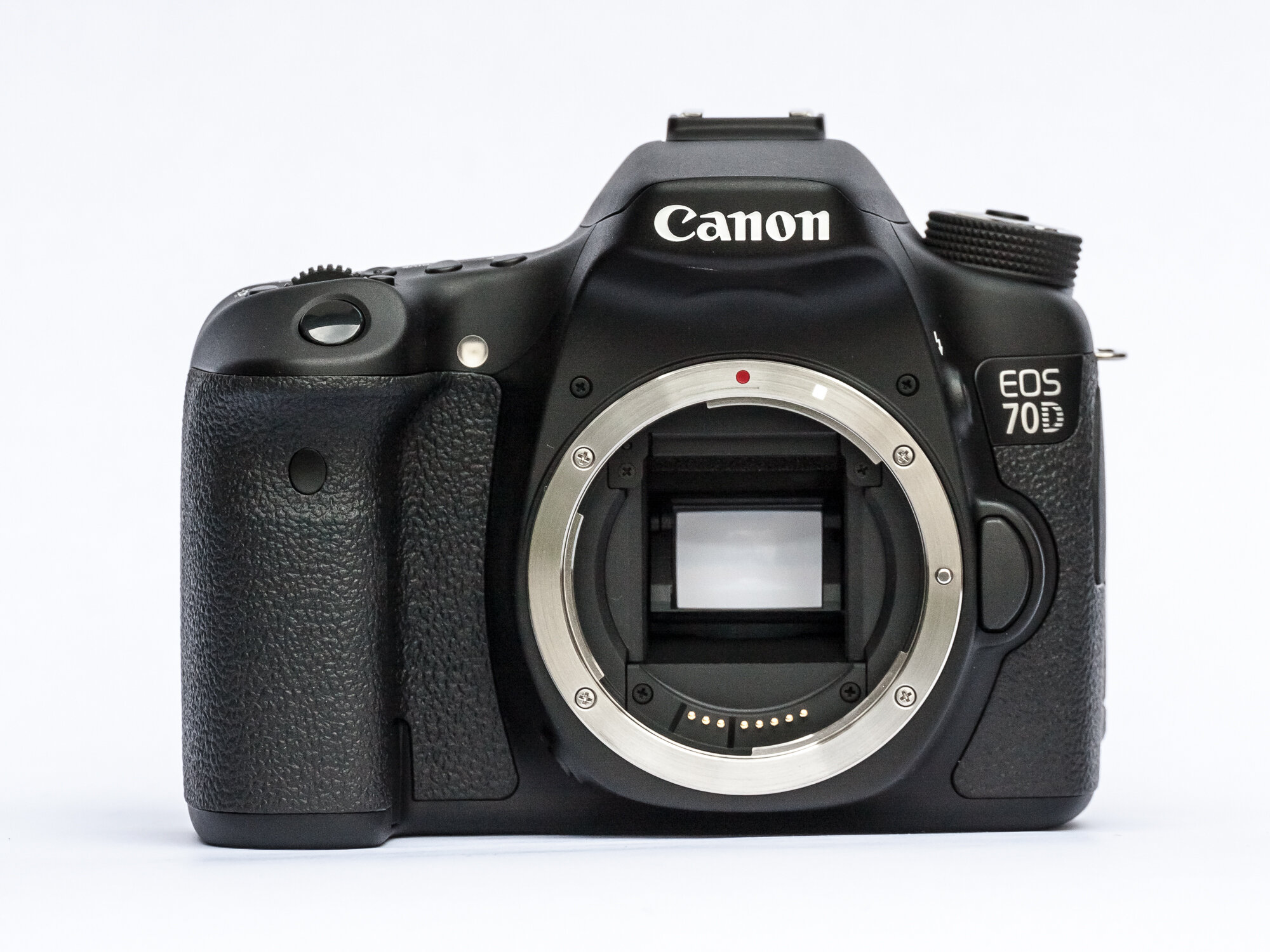 Фотоаппарат зеркальный Canon EOS 70D Body с Wi-Fi, матрица APS-C