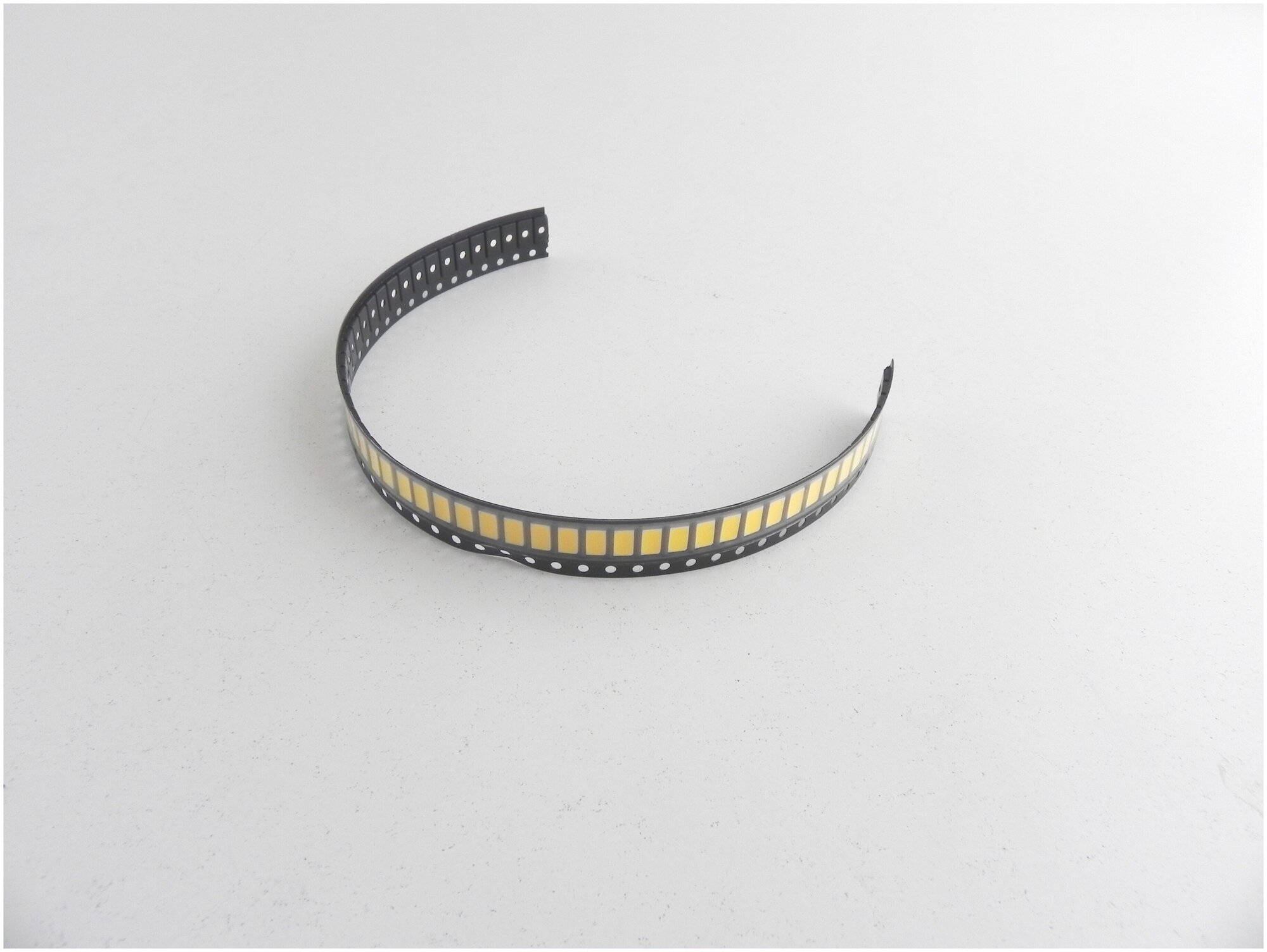 LED светодиод подсветки телевизора Warm White 5630/5730 3.2V-3.4V, 150мА, 0.5W (20шт)