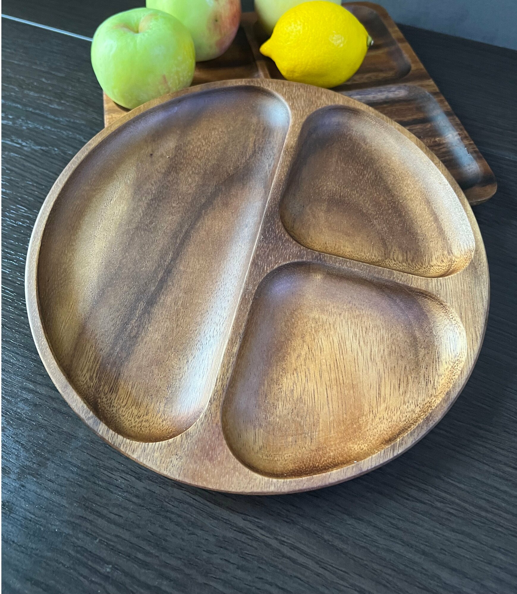 Менажница для подачи фруктов , орехов и сервировки стола "СКДрево" из цельного дерева Акации