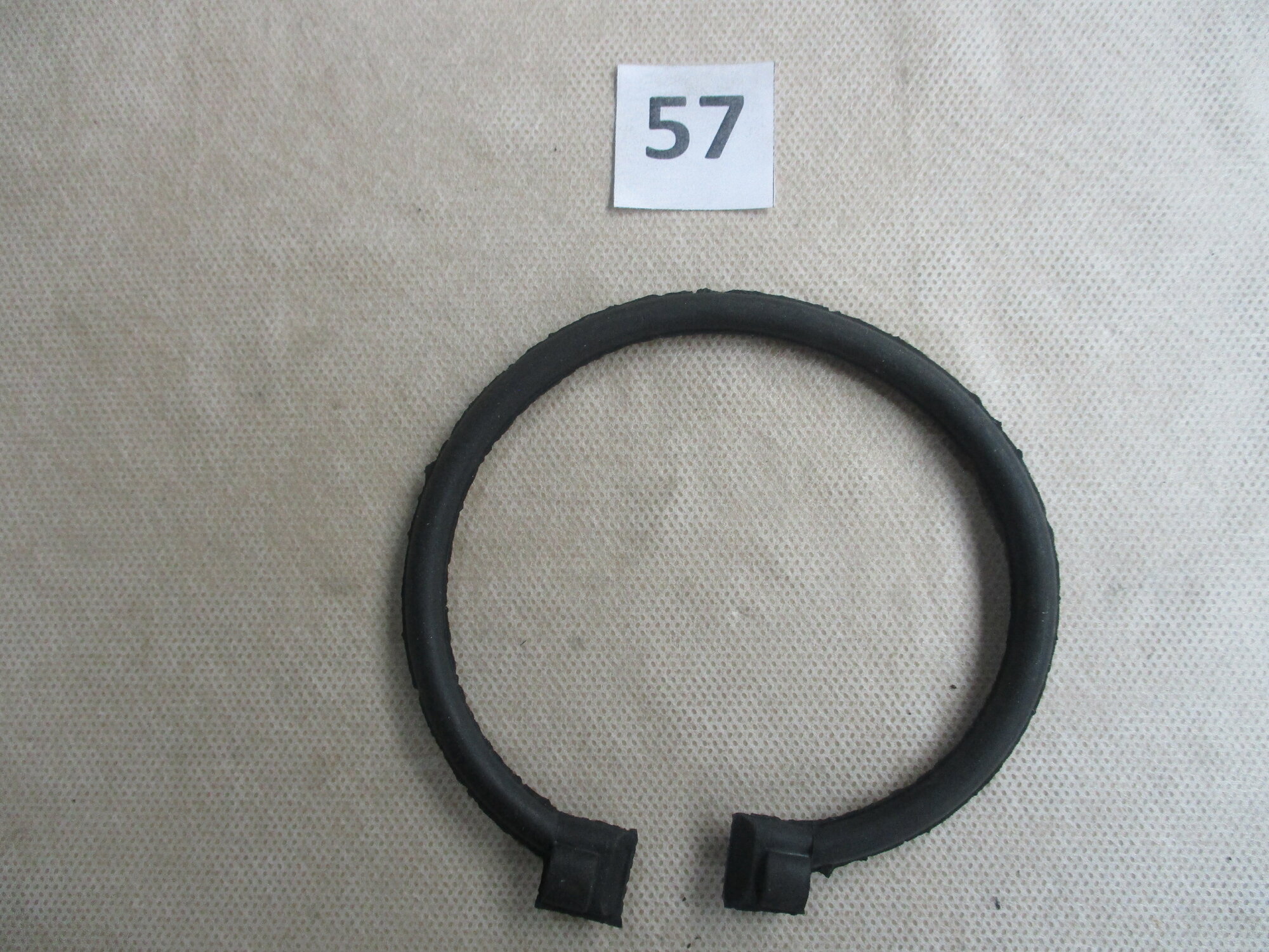 Сальник картера масляного передний МТЗ-80, ЗИЛ-5301, ГАЗ-3310