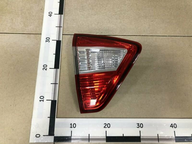Фонарь задний внутренний левый Nissan Terrano D10 2014 кат.номер: 265555479R